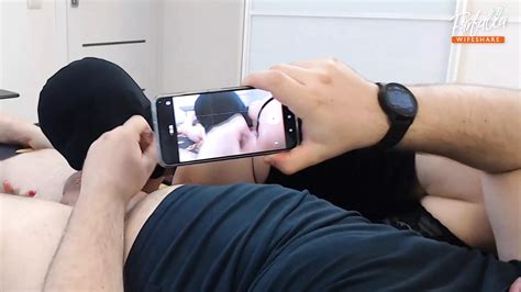 在妻子的阴户中两次内射。三人一组。男1男。完整场景。第 4531 集 Xhamster