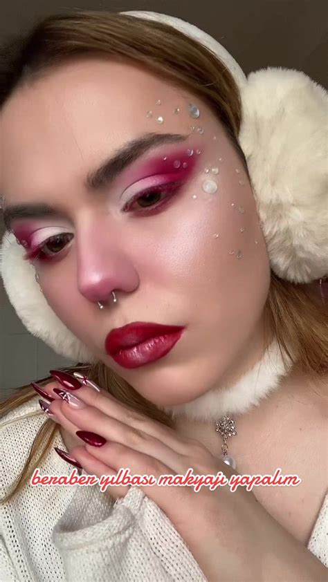Beraber Yılbaşı Temalı Makyaj Tutorialı Tiktok