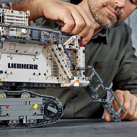 Конструктор Technic (Техник) 42100 Экскаватор Liebherr R 9800 LEGO ...