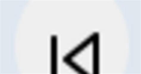 how to align svg to the center of the button csshelp