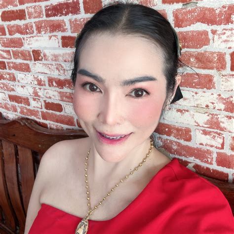 เค้กคุณจ๋อมสาขา1บูรพา Added A New เค้กคุณจ๋อมสาขา1บูรพา