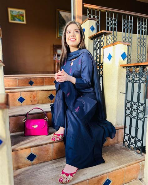 Arisha Razi Khan Steals Hearts In Glowing Eid Look Lens