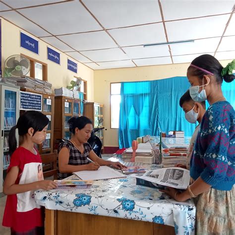 ရှမ်းရွာသစ်မြို့ပြည်သူ့စာကြည့်တိုက်ကို ကိုဗစ် ၁၉ ရောဂါကာကွယ်ရေး စည်းကမ်းချက်များနှင့်အညီ ပြန်လည