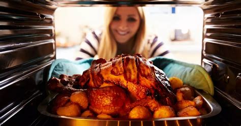 Women Would Rather Go Without Sex Than Sunday Roast Study Finds
