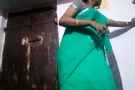 Indian Aunty Saree Change Hidden Camera Hidden Camera Porn Xhamster