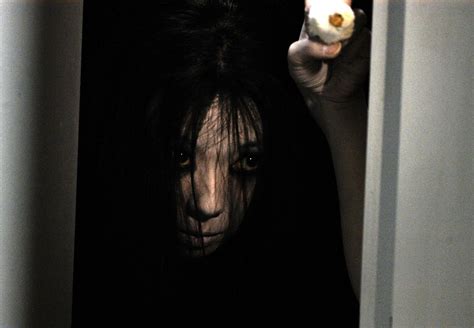 These Are The Horror Movies That Still Haunt Us Cnn