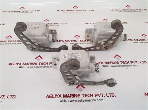 Sakamoto Lwio Able Limit Switch Np2103 1 Aeliya Marine