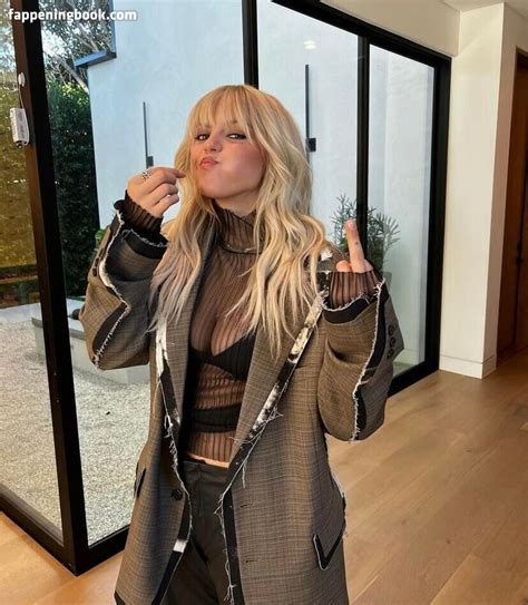 Renee Rapp Nude The Fappening Photo Fappeningbook