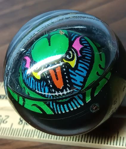 1991 Jyco Taiwan Xenomorph Alien Movie Monster Floating Gumball Plastic