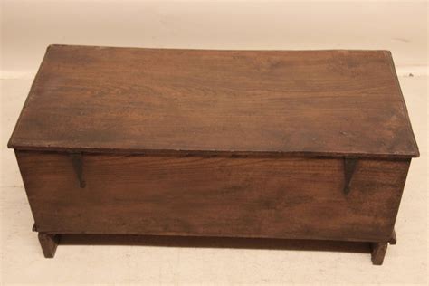 Early 18th Century English Elm Coffer For Sale At 1stdibs