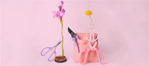 My English School Романтические фразы на английском Love Makes The World Go Round Любовь