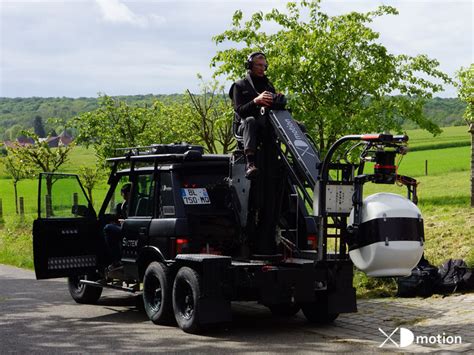 4x6 Tracking Vehicle With Crane Aerial Filming And Multi Dimensional Travelling Solutions