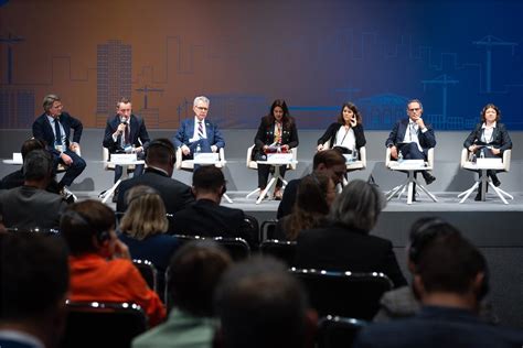 Мінекономіки презентувало проєкт Нацплану з енергетики і клімату на