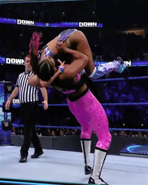 Zelinas Wedgie Scrolller