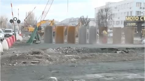 На Подолі триває ремонт шляхопроводу та трамвайних колій — відео Читайте на Ukr Net