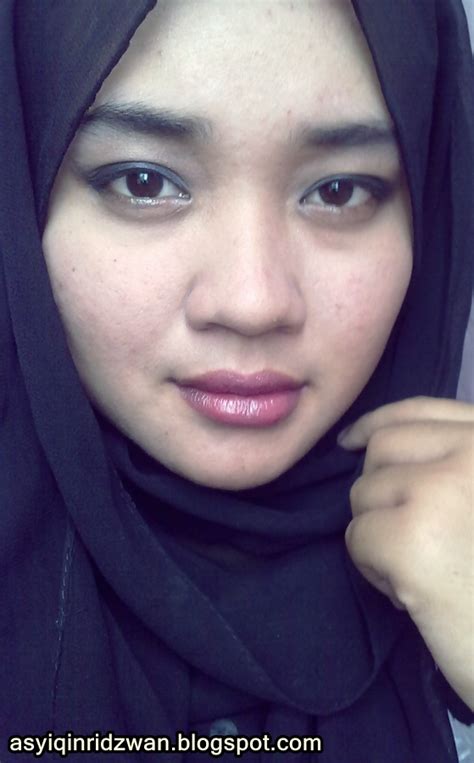 Mekap Inspirasi Kim Kardashian Untuk Pagi Raya Sweet Spicy