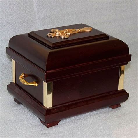 Урна для праха ритуальная из древесины УРД 4 купить по выгодной цене в интернет магазине Ozon