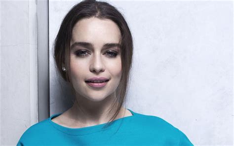 Download Emilia Clarke Actress Models Photoshoot Toronto Film Festival Blonde Beauty