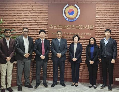 Minister Lim Meets With Mr Sandeep Kishore Jain Chairman Of Fisme