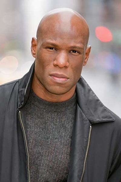 Myron Primes About Entertainmentie