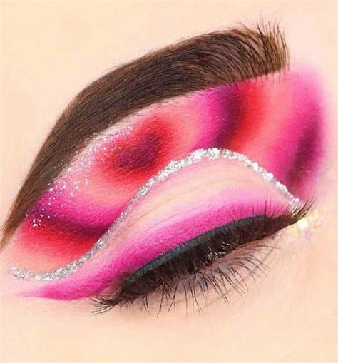 5 Inspirasi Make Up Valentine Yang Menawan Bikin Pacar Terkesima