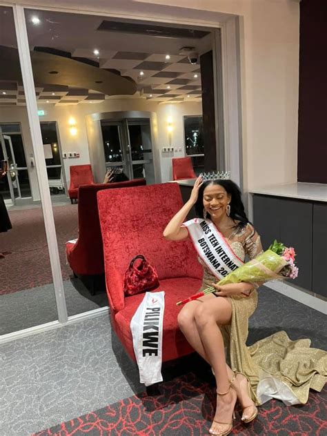 අන්තර්ජාතික රූ රැජින කිරුළක් දිනු අපේ කෙල්ල Photos Gimhani Perera