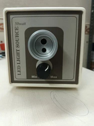 Digital Medical Halogen Light Source For Hospital At In Agra