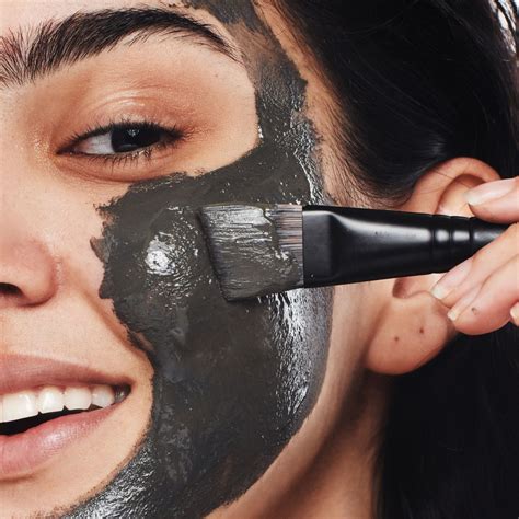 The Benefits Of Dead Sea Mud For Self Care And Skincare The Dead Sea Co