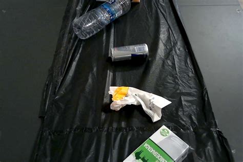recycling simulated conveyor object detection dataset by recycling