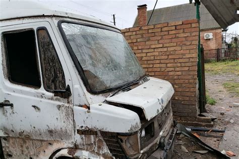 Двічі за добу армія рф обстріляла Нікопольщину поліція показала наслідки