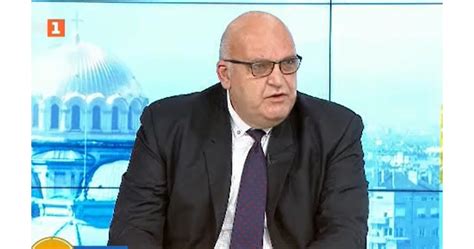 Д р Брънзалов Голяма част от населението буквално изтезава здравната ни система