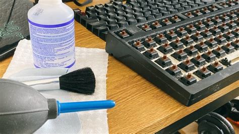 How To Clean Sanitize Your Gross Keyboard Cubicle Therapy