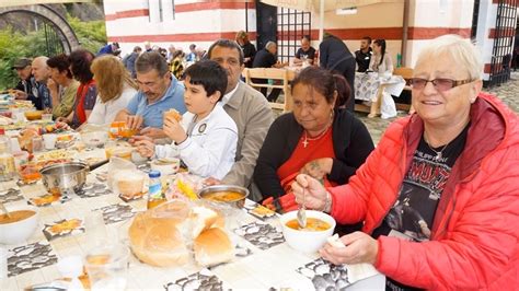 Жители и гости на Елисейна отбелязаха храмовия празник на местната църква снимки