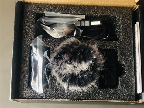 Wireless Interview Microphone Economy Readers