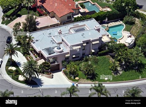 Exklusiv Pamela Anderson Ist Gerade Wieder In Tommy Lees Haus