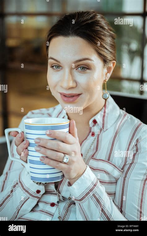 Beautiful Dark Haired Hi Res Stock Photography And Images Alamy