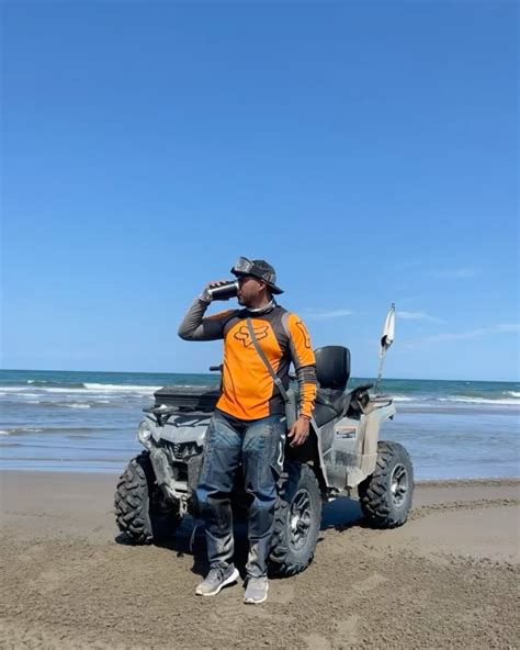 Abner Jimenez Abb Jimenez • Instagram Photos And Videos