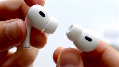 Ultimate Guide On How To Replace AirPod Pro Tips