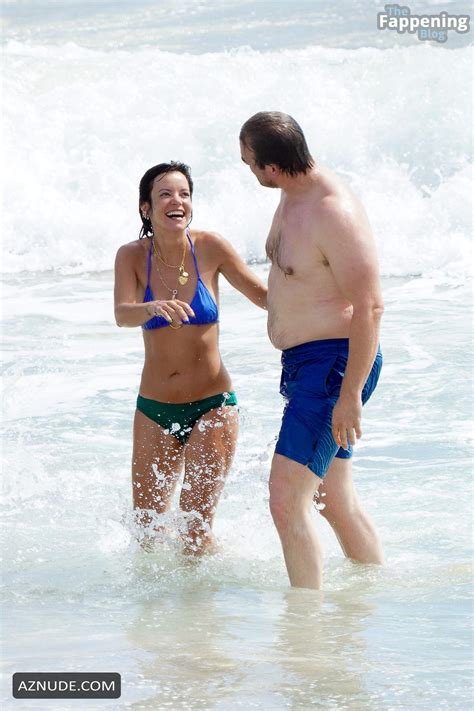 Lily Allen Sexy Shows Off Her Beautiful Body In A Hot Bikini At The Beach With David Harbour In