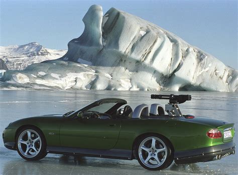 Jaguar XKR James Bond 007
