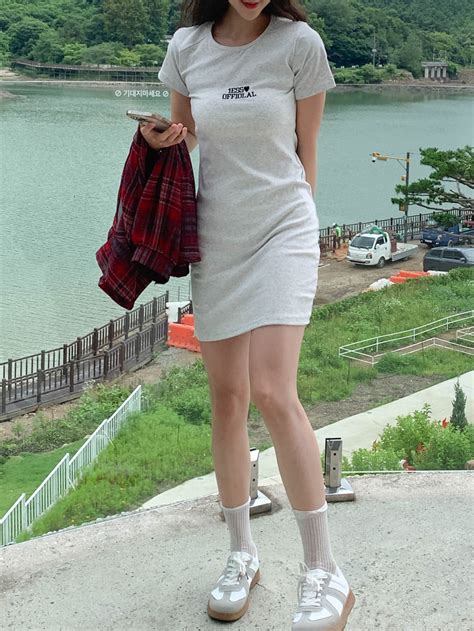 하프닌 [여리~] 레쓰 라운드넥 레터링 슬림핏 딱붙는 H라인 면 코튼 페미닌 캐주얼 유니크 H라인 여름 썸머 반팔 미니 원피스