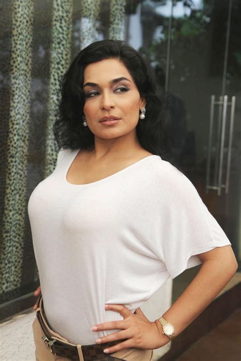 Meera Biography Profile Photos Birthday Height Age Wallpapers