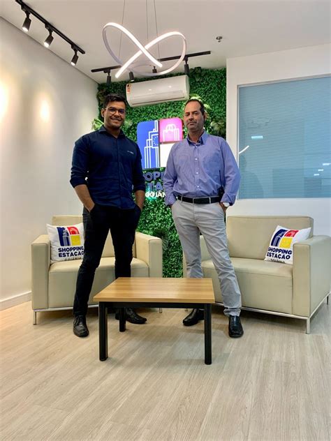 marcos andrade no linkedin reunião de alinhamento no shopping estação