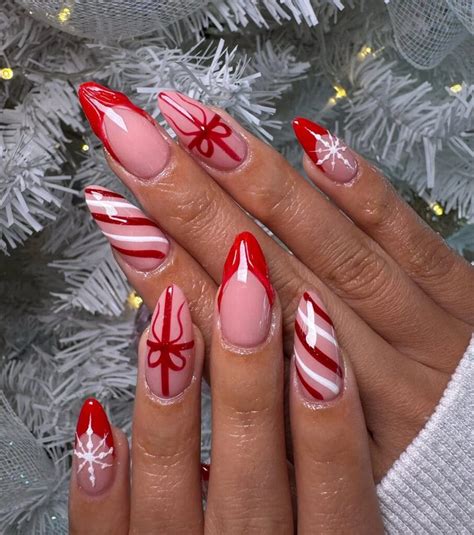 Candy Cane Christmas Nails 15 Festive Christmas Nail Art Ideas