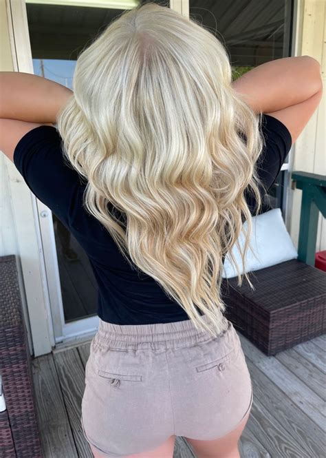 Scalp Bleach By Madeleine Compeaux At La Trends Salon In Louisiana Perfect Blonde Hair Blonde