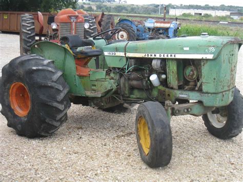 John Deere 1530 Bandm Tractor Parts