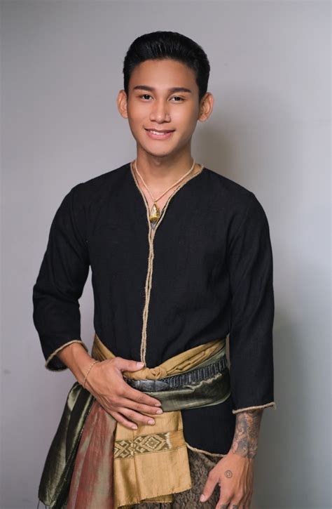 ប្រឡងចប់ភ្លាម ភិទិ និង ពេជ្រ សូលីកា ដឹកដៃគ្នាធ្វើរឿងនេះភ្លែត មានវីដេអូ Khmerload Cambodia