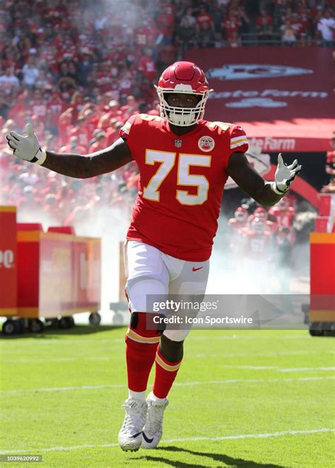 Kansas City Chiefs Offensive Tackle Cameron Erving Before A Week 3