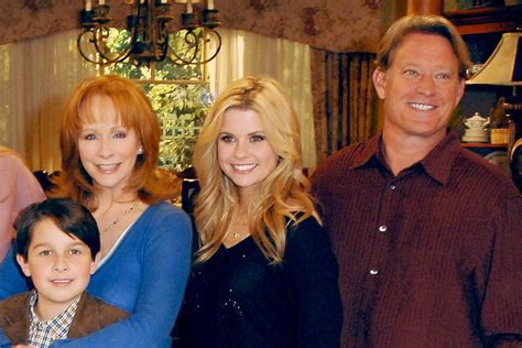 JoAnna García Swisher Says Reba McEntire Stepped In After Loss of Her