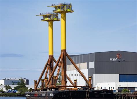 Petrogas A15 B10 Platforms On Transport